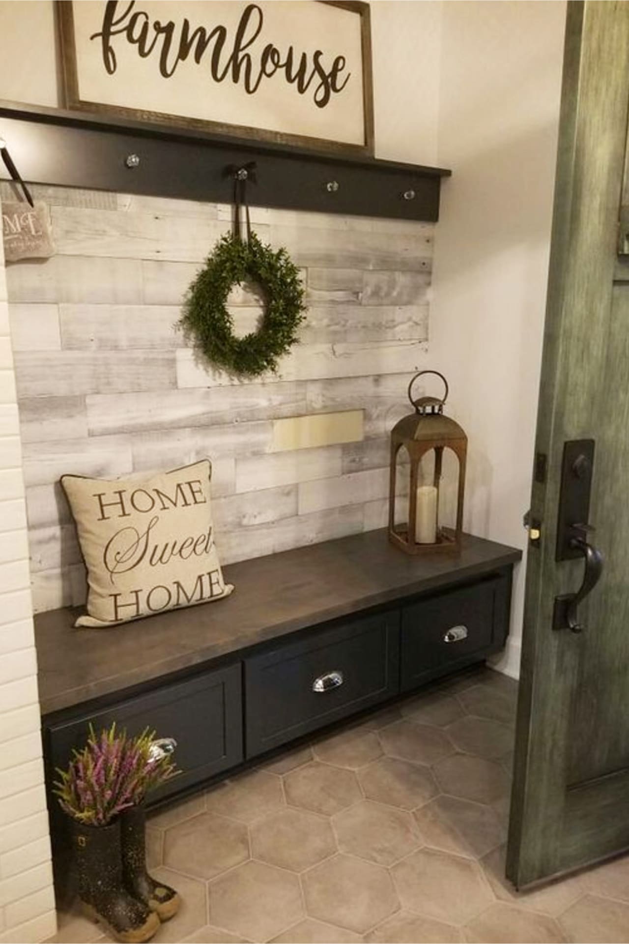 Mudroom Ideas 57 Mud Room Pictures Designs In Rustic Decor Styles 2022